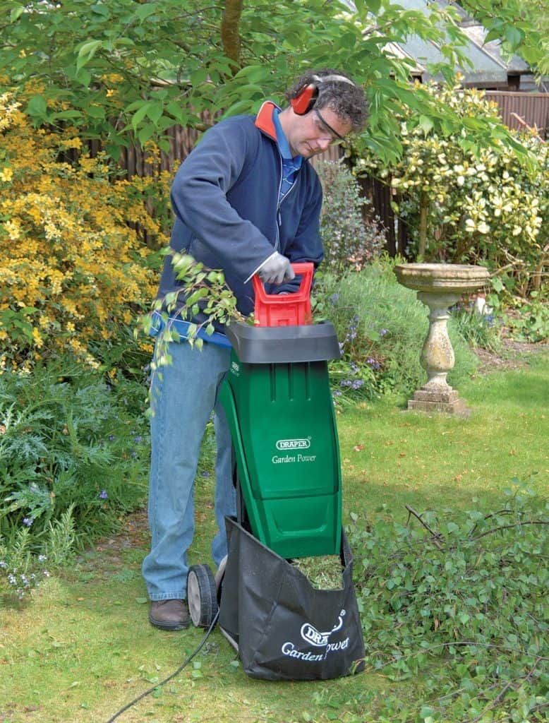 The Ultimate Guide to Mulching & Why Your Garden Loves It!