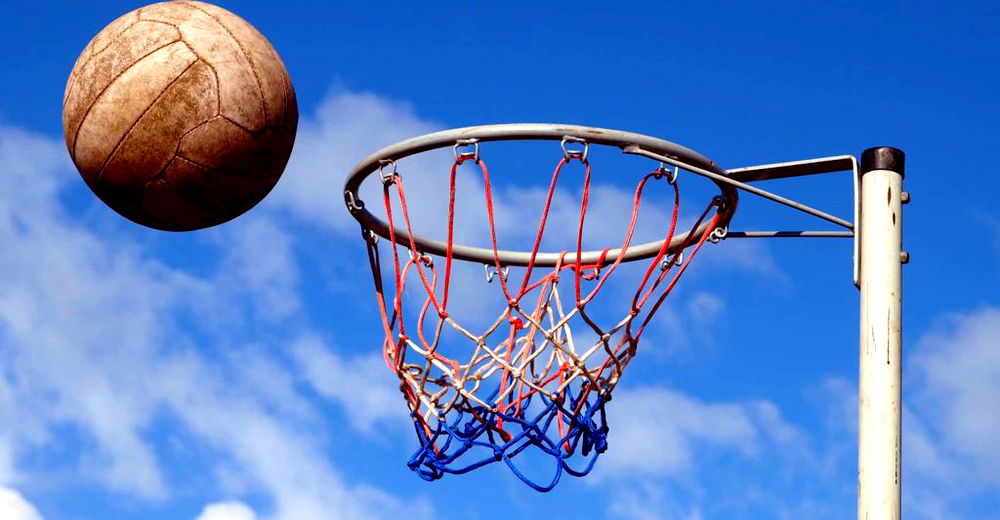 Garden Racetrack Ideas For Kids (+ 4 Step Building Guide)