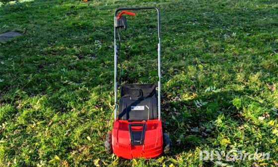 5 Best Lawn Scarifiers to Remove Moss & Thatch (2026 Update)