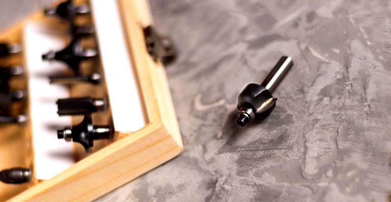 6 Best Router Tables: Benchtop & Floor Standing (2022 Review)