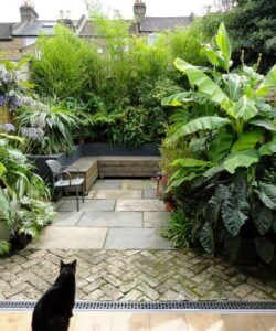 26 Simple Back Garden Ideas (Cheap & Low Maintenance)