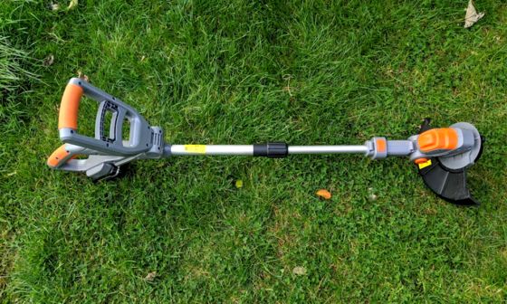 5 Best Cordless Strimmers UK (Tested & Reviewed for 2022)