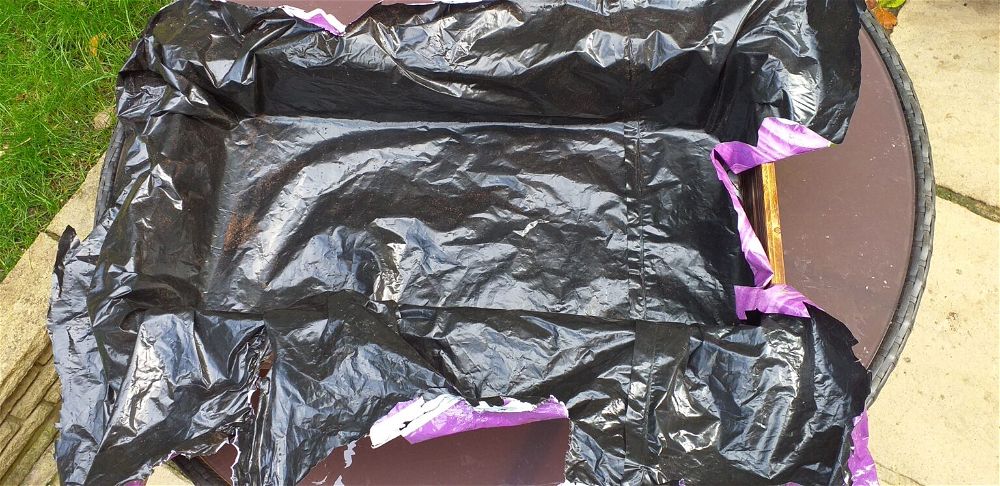 How To Line A Wooden Planter Box (5 Easy Steps)