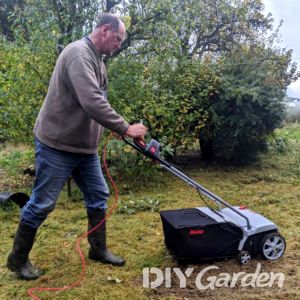 5 Best Lawn Scarifiers UK Tested (2023 Review)