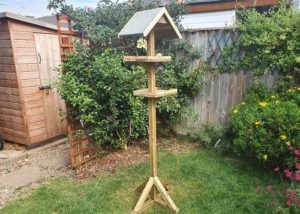 How to Build a Bird Table (10 Step Guide with Pictures)
