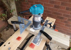 How to Build a Bird Table (10 Step Guide with Pictures)