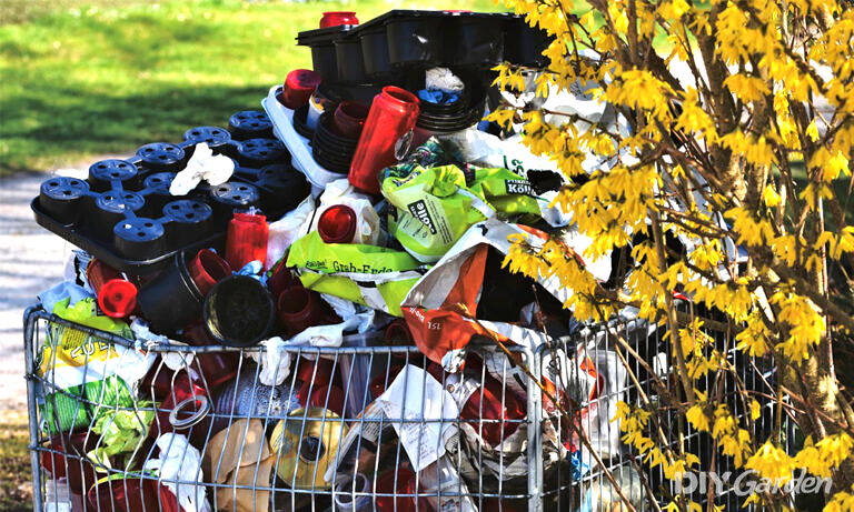 100 Latest UK Plastic Pollution Statistics & Facts (2024)